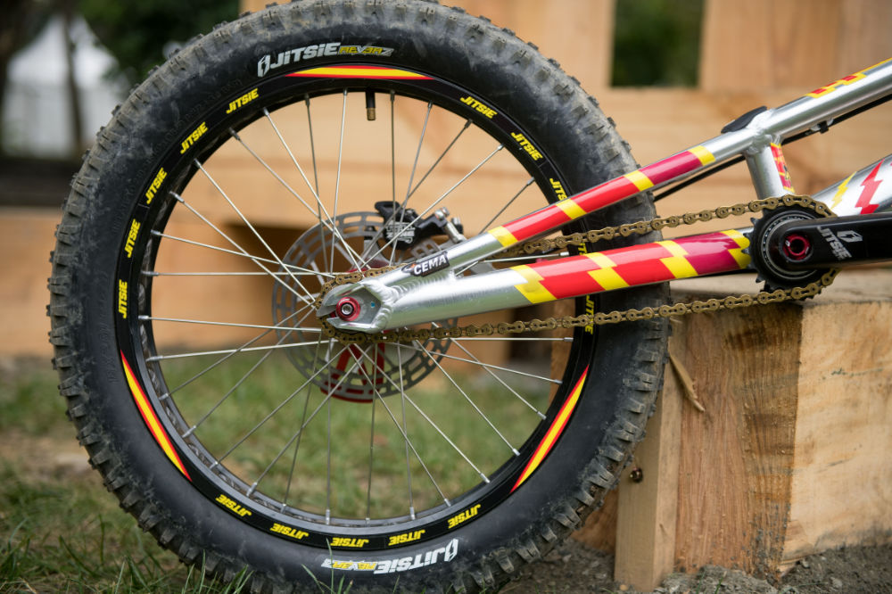 UCI World championship Chengdu - bikes and kit