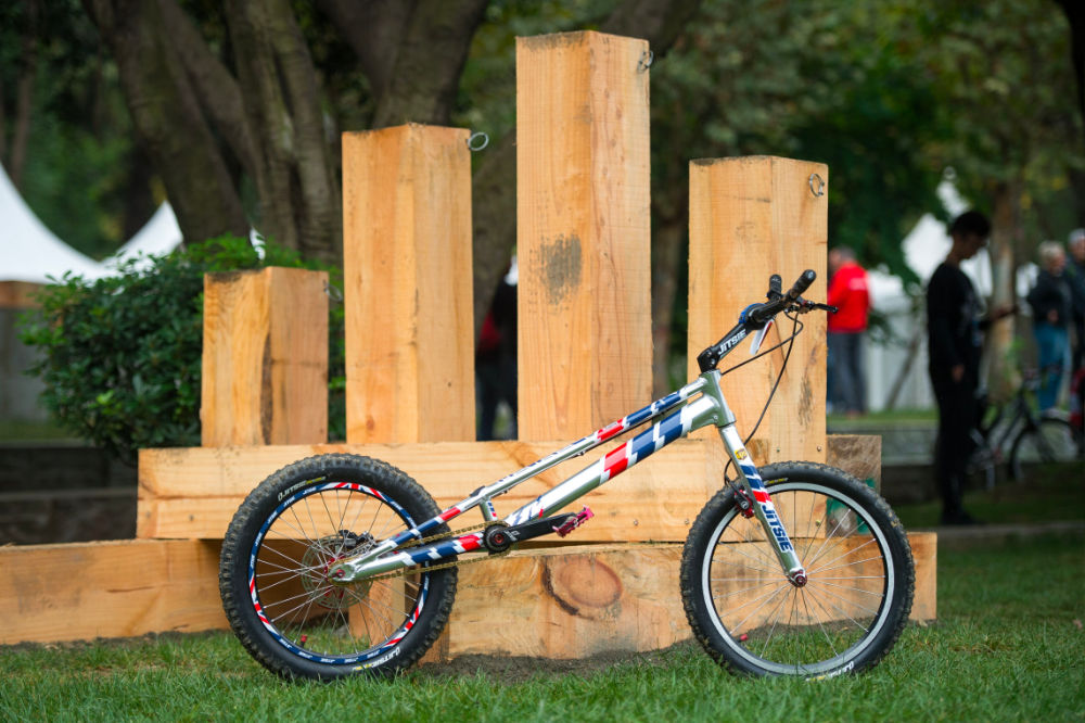 UCI World championship Chengdu - bikes and kit